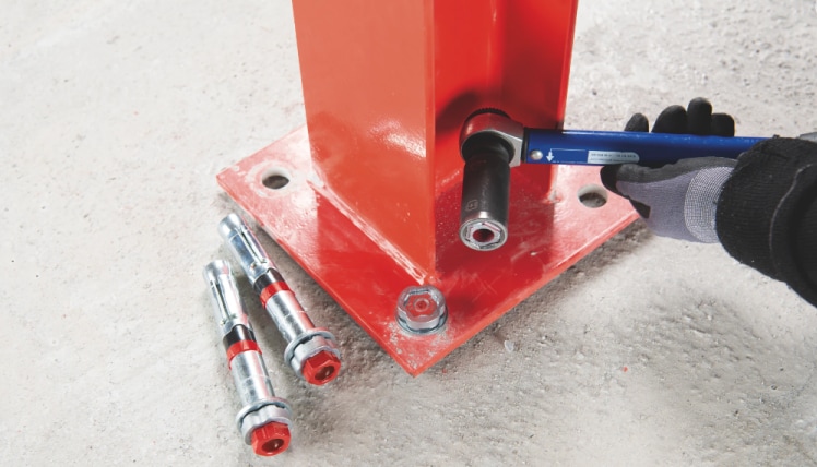 Надійне кріплення до бетону